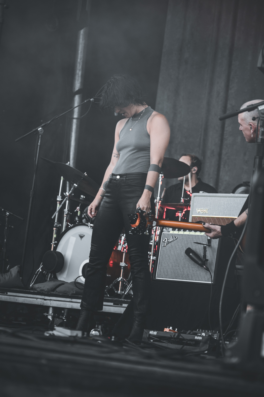 Sharon Van Etten – The Creative Works of Jonny Leather