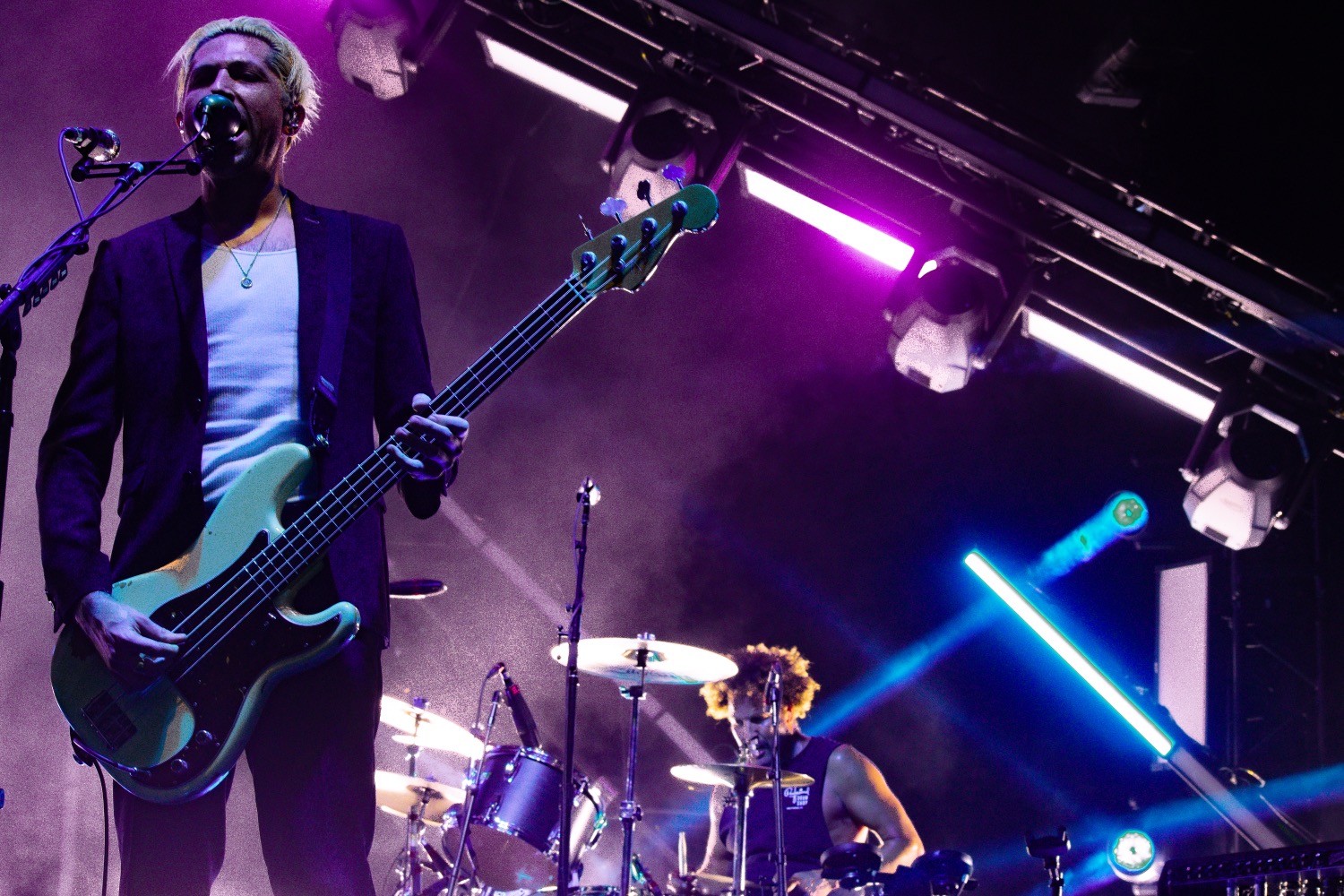 Queens of the Stone Age – The Creative Works of Jonny Leather