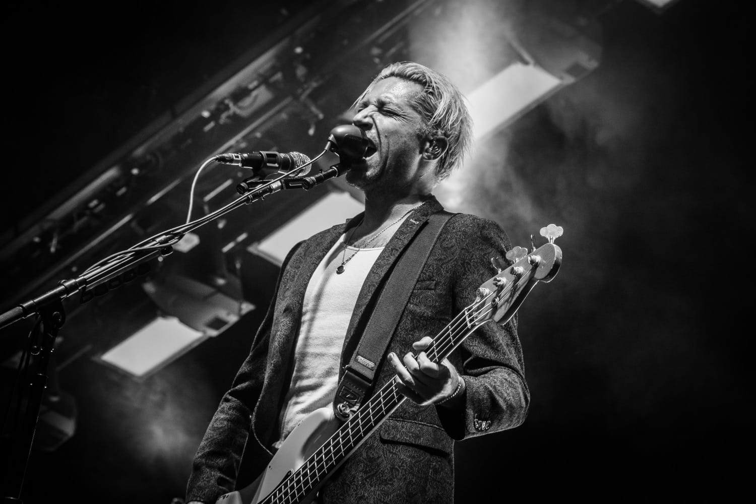 Queens of the Stone Age – The Creative Works of Jonny Leather